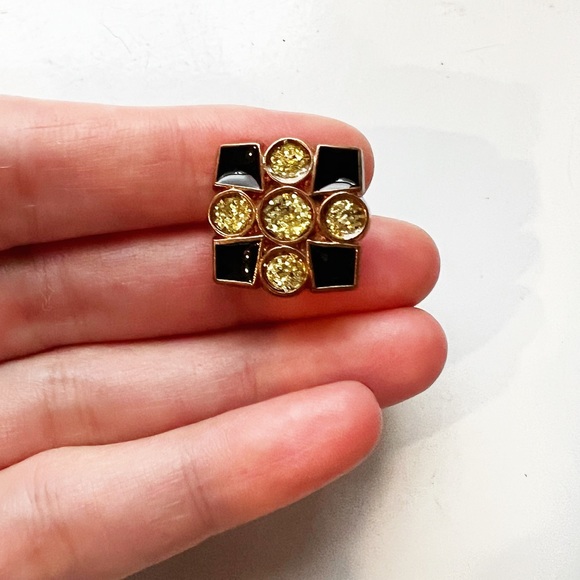 Vintage | Accessories | Vintage 96s Art Deco Geometric Button | Poshmark